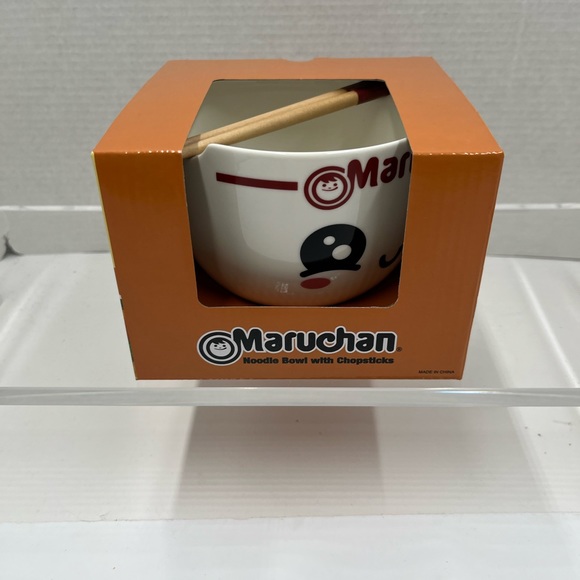 Dining | Maruchan Ramen Noodle Bowl With Chopsticks Smiley Cute Face ...